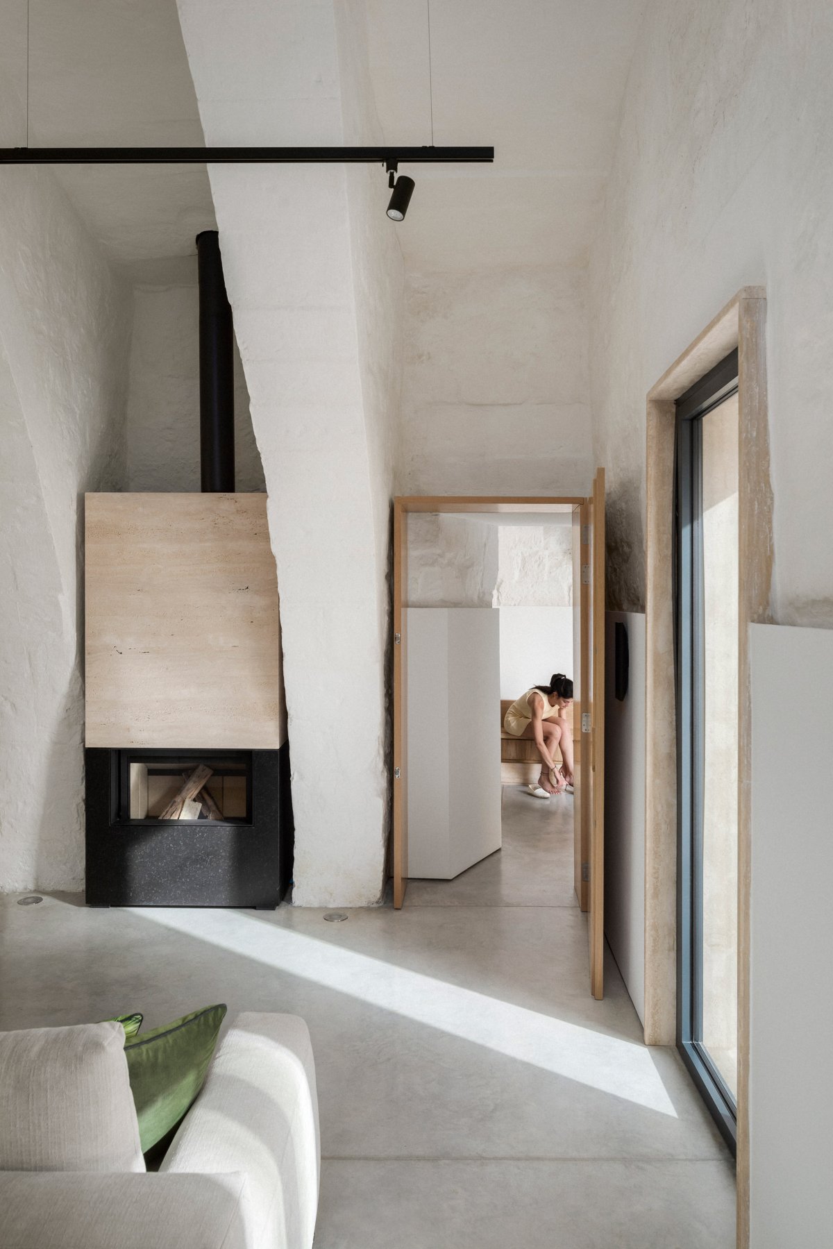 YinjiSpace - Valentino Architects x Mill House